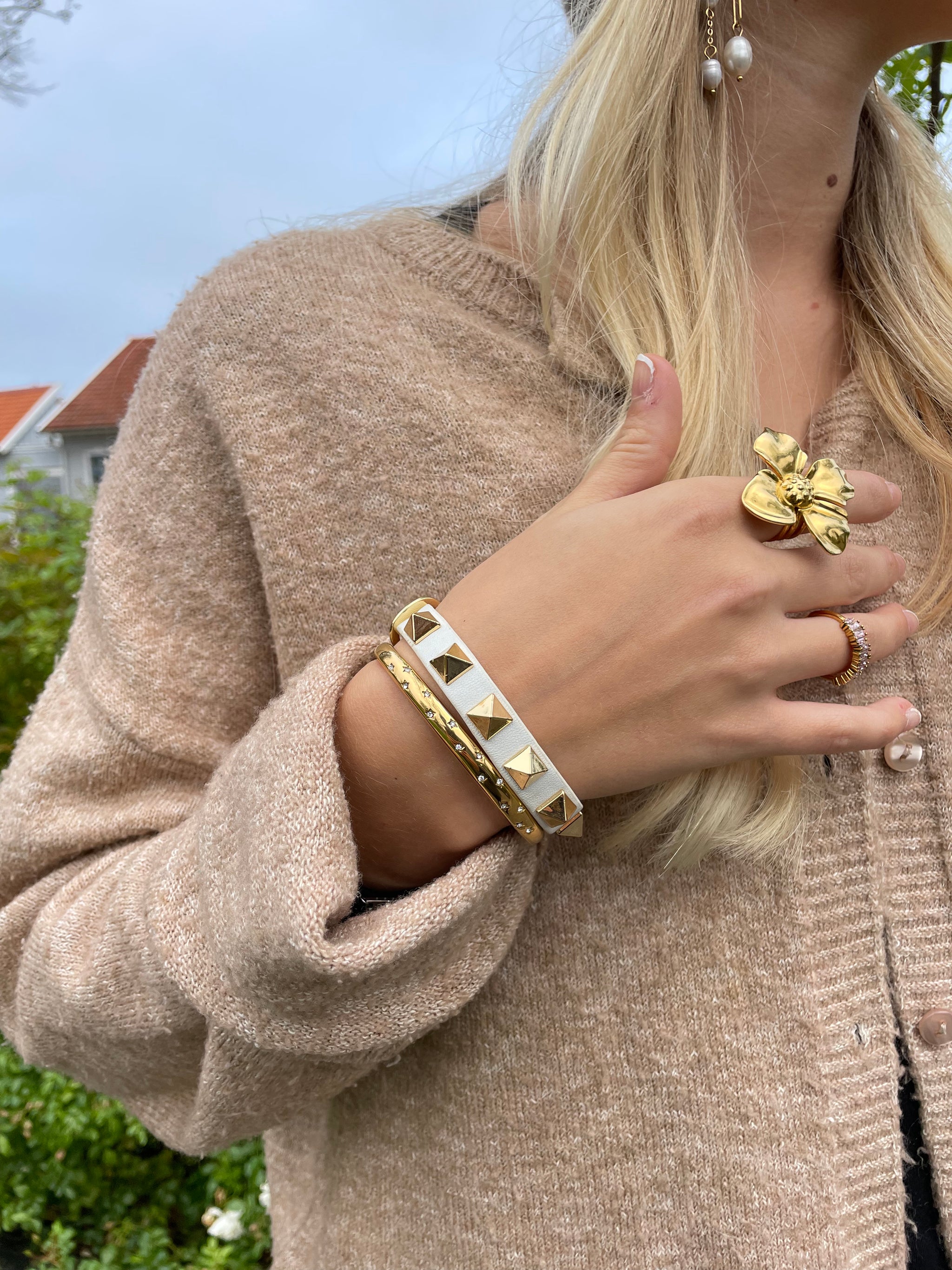 Spikerarmbånd (ikke rustfritt)